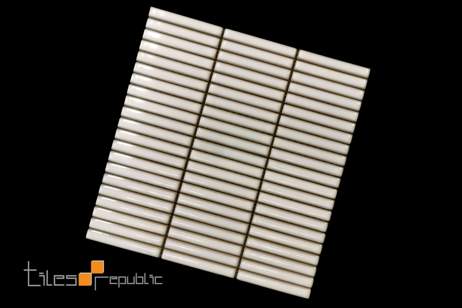 Yubi Snow White Gloss Kit Kat Mosaic Tile 284x296