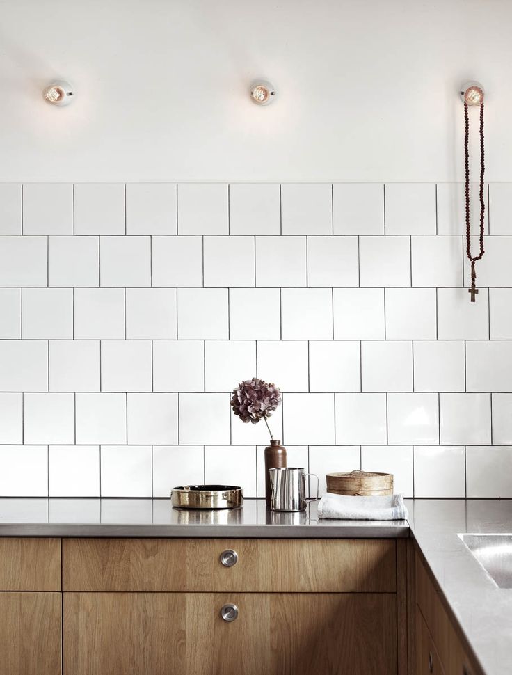 White Tile Matt 100x100 Wall
